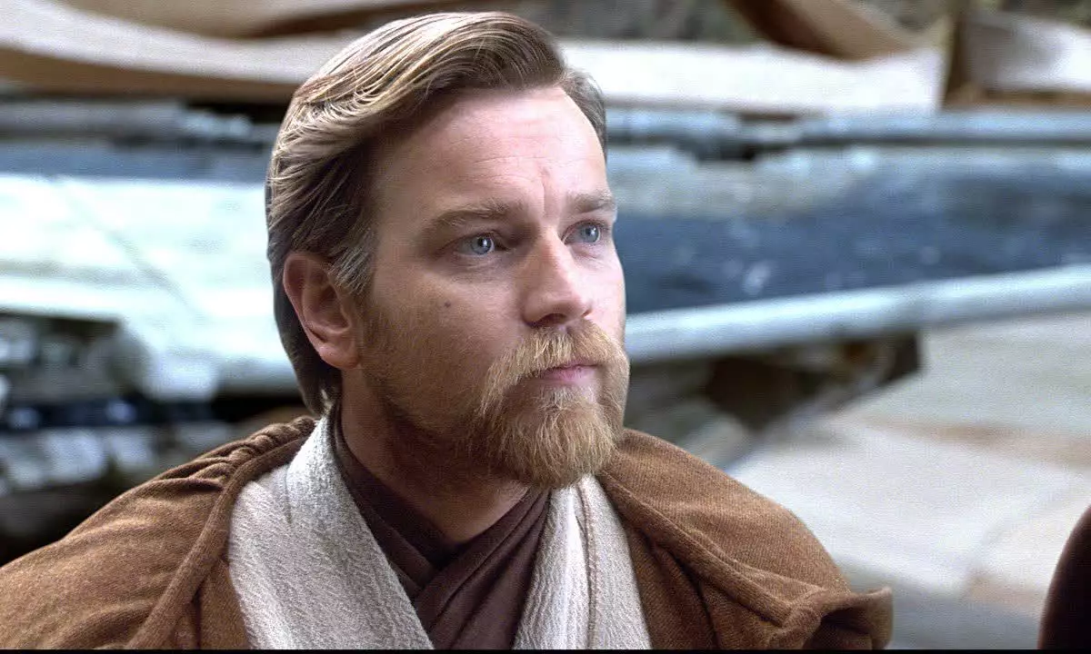 Obi-Wan Kenobi kwerekana yatinze, Disney + gusohora ibice bibiri mugitangira