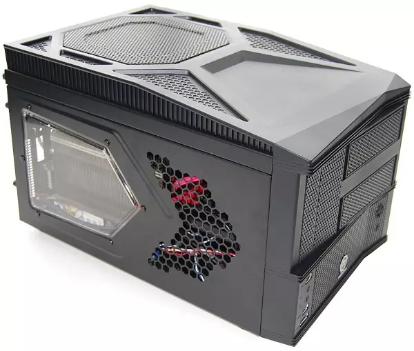 Ibikoresho bya Thermaltake A30 Mini Mini Gusubiramo 183322_1