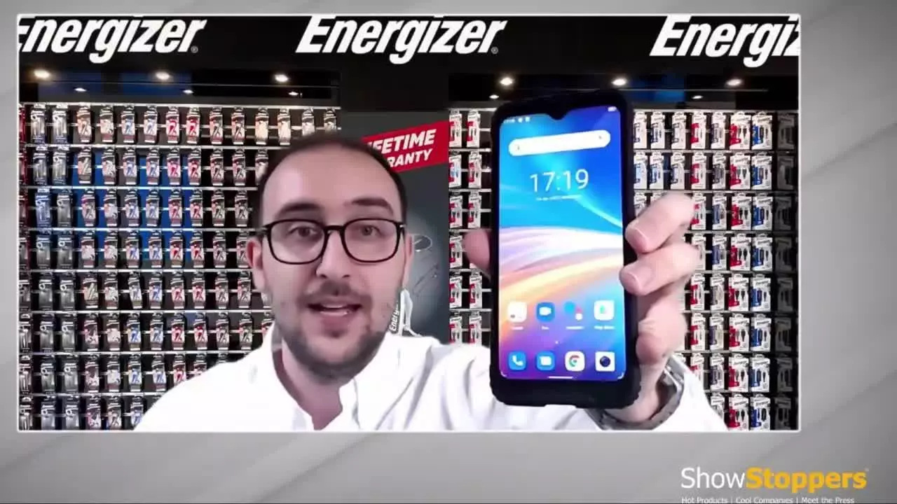 Energizer ya ce sabuwar wayarsa tana da babbar batir amma ba bulo ba 21186_2