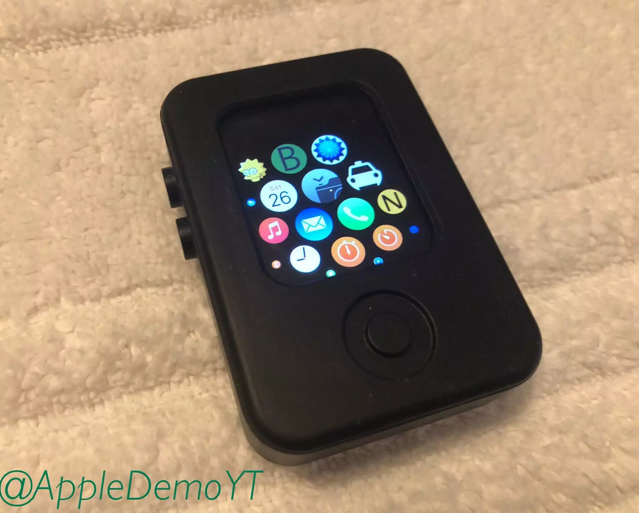 Bu erken Apple Watch prototipi, bir akıllı saatten çok bir iPod'a benziyor 22763_1