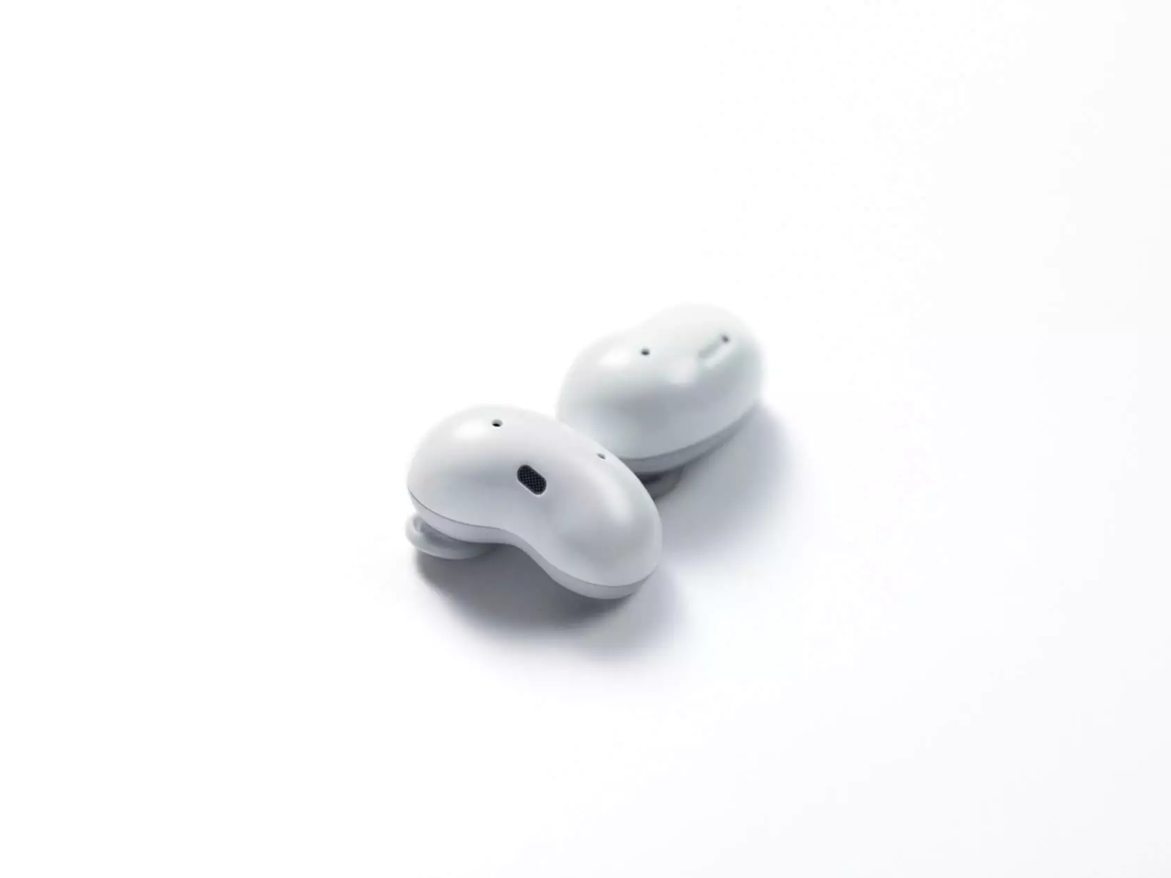 Samsung चे 'बीन-आकाराचे' Galaxy Buds Live उद्या $170 मध्ये पोहोचेल 24875_3