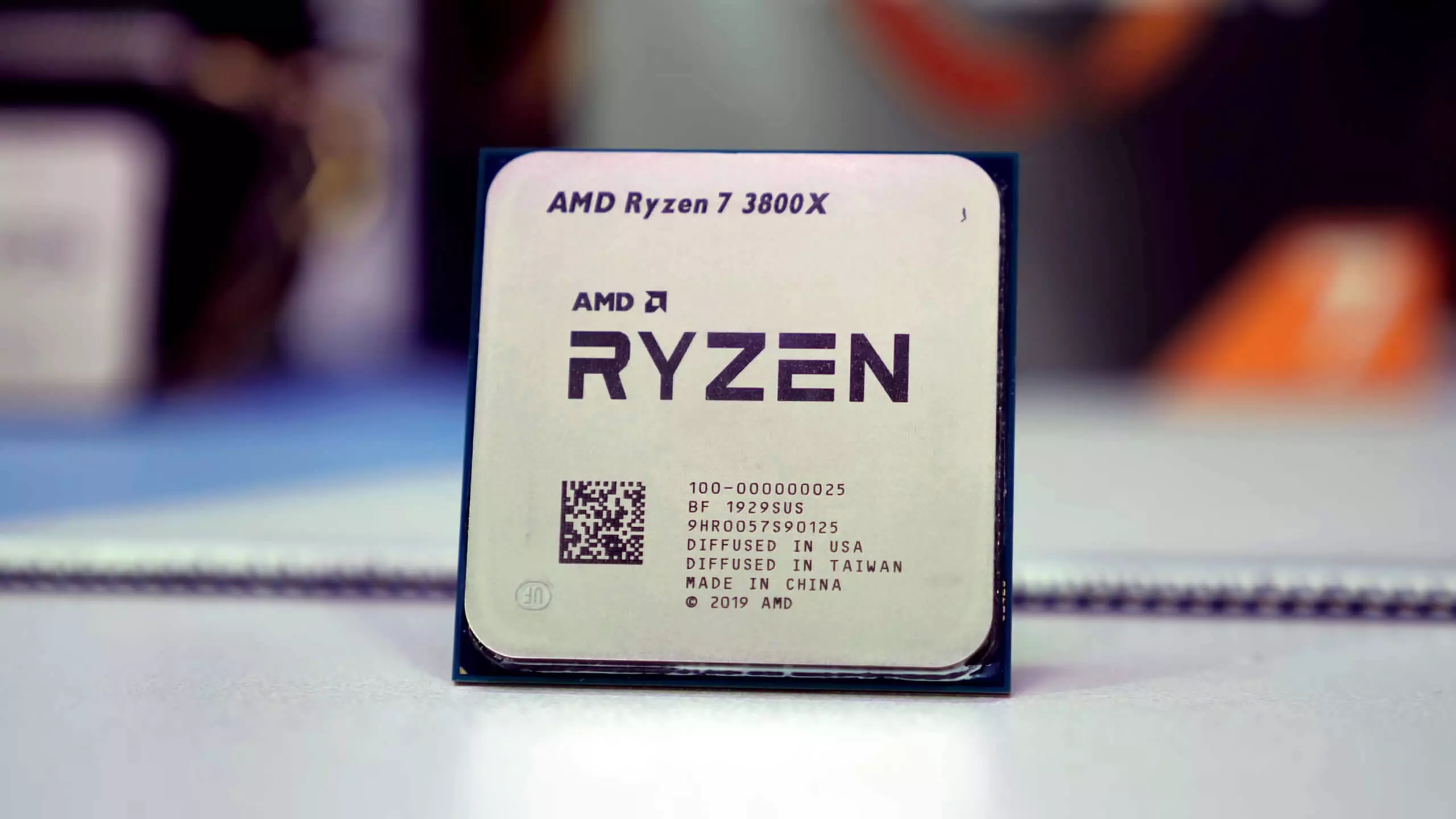 AMD Ryzen 7 3800X vs 3700X: Naon Bédana?