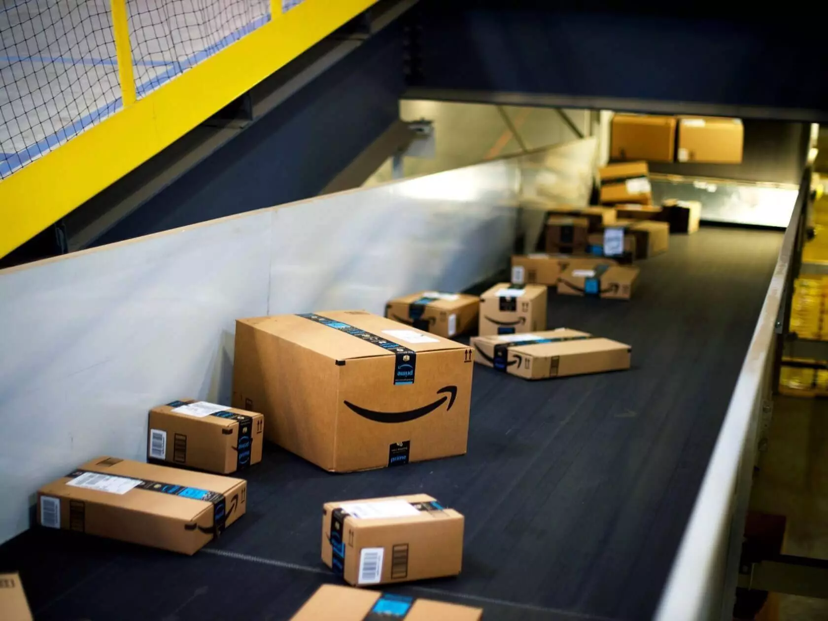 Amazon zrušil zákaz FedEx pre predajcov tretích strán 27152_1