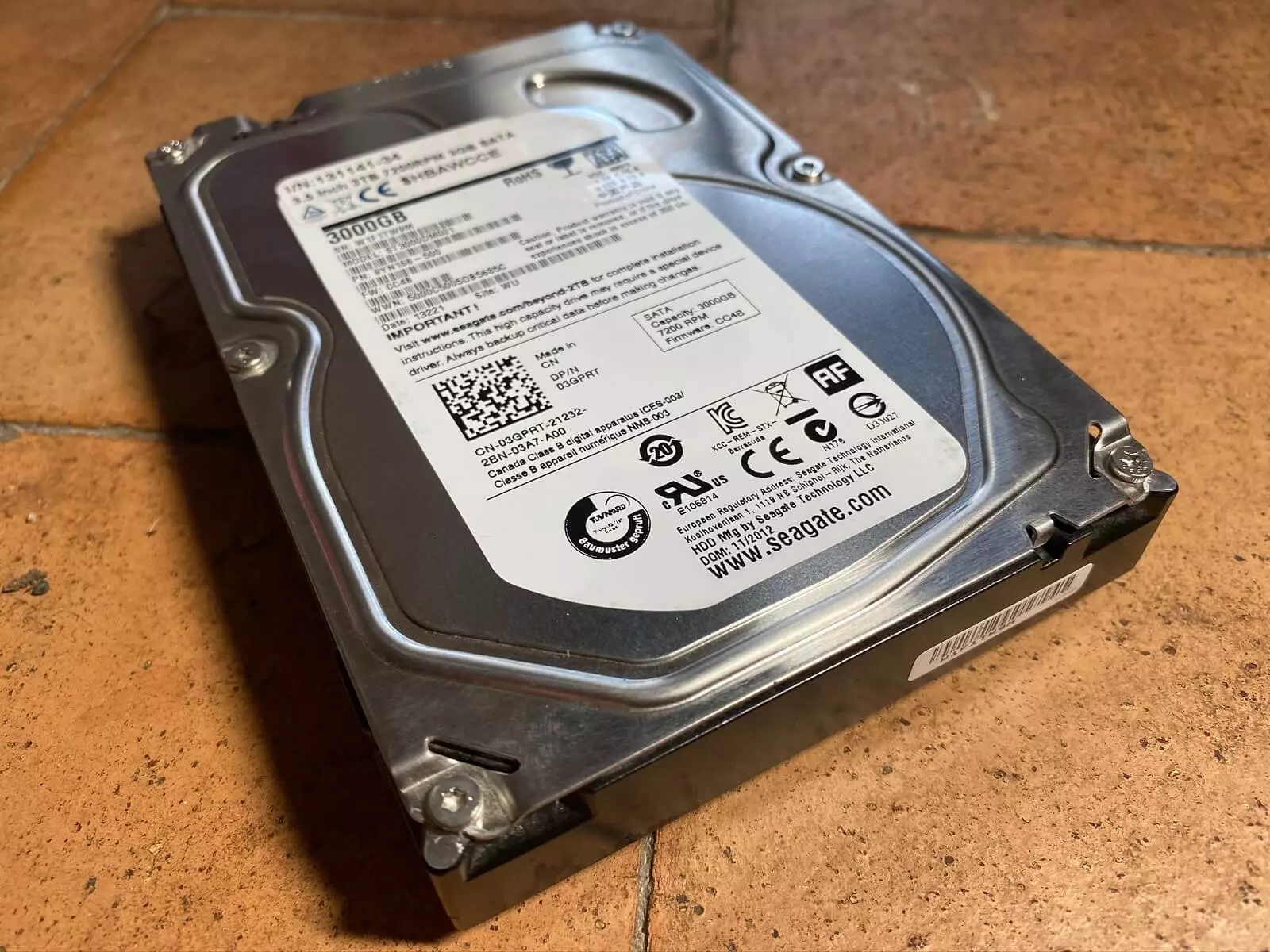 Anatomy of A Storage Drive: Hard Disk Drives 299_1