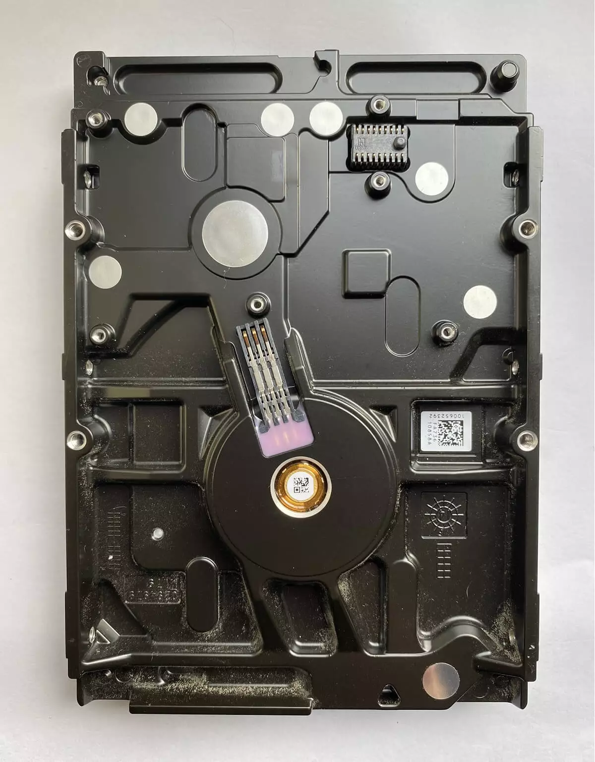 Anatomy of A Storage Drive: Hard Disk Drives 299_4