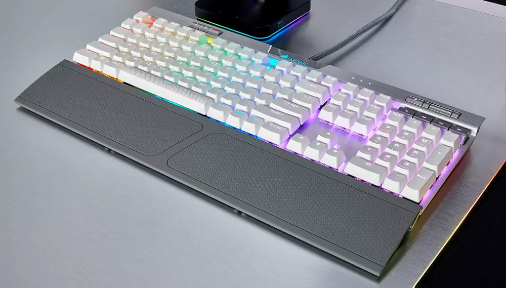 Corsair lanserer neste generasjon K70 RGB MK.2 og Strafe RGB MK.2 mekaniske tastaturer 34538_2