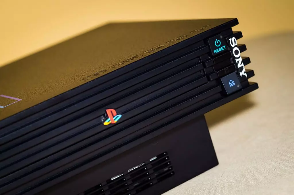 Sony нарэшце завяршае рамонт PlayStation 2 у Японіі