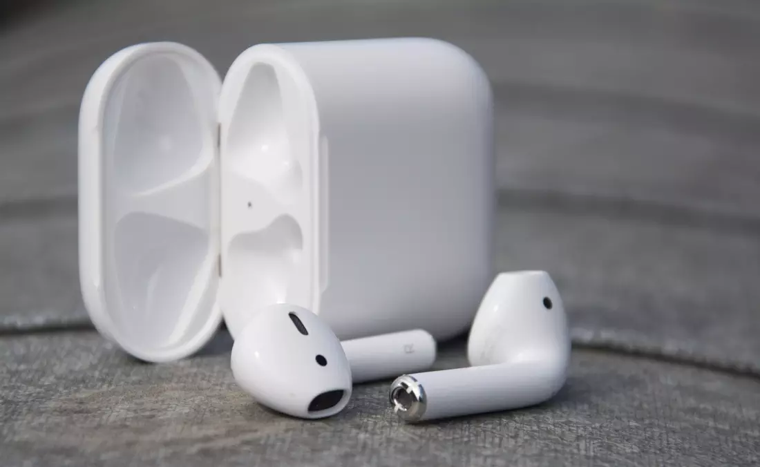 ئالما شىركىتى كېيىنكى ئەۋلاد AirPods نى تەييارلاۋاتىدۇ 35610_1