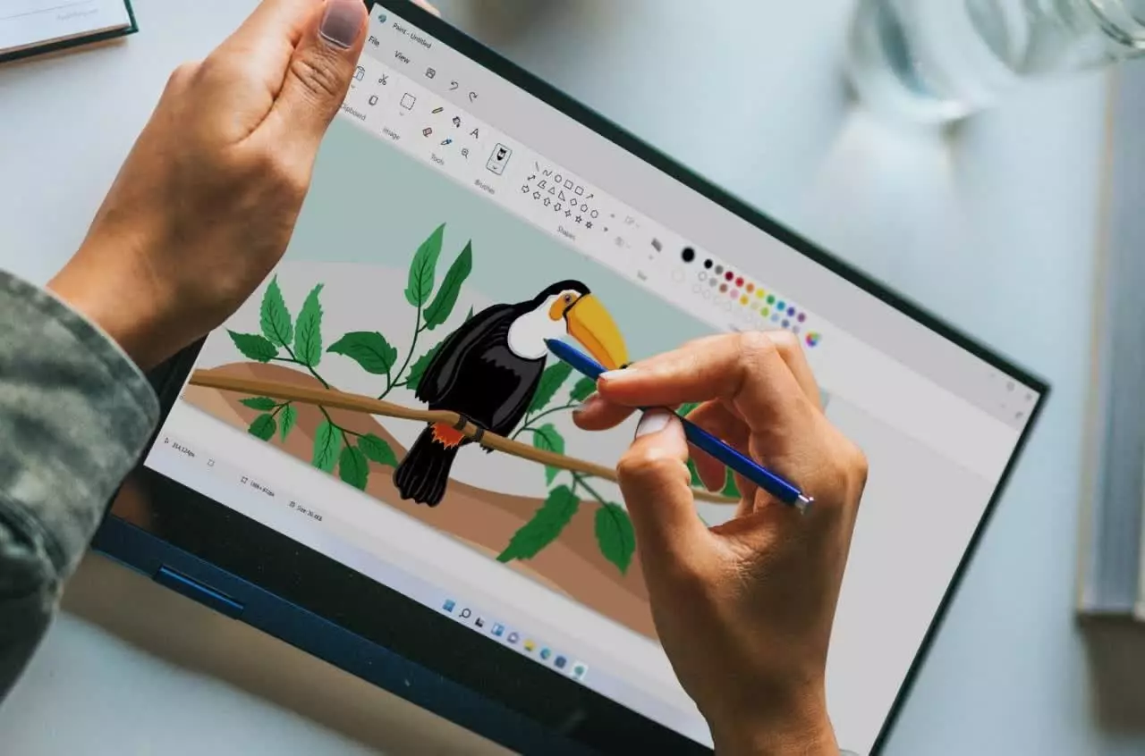 تحقق من المظهر الجديد لـ Paint and Photos في Windows 11