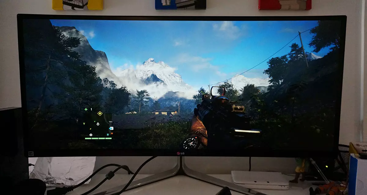 LG 34UC97 Ultrawide zakrivljeni monitor: Najsmješniji PC monitor koji sam ikada koristio 48262_4