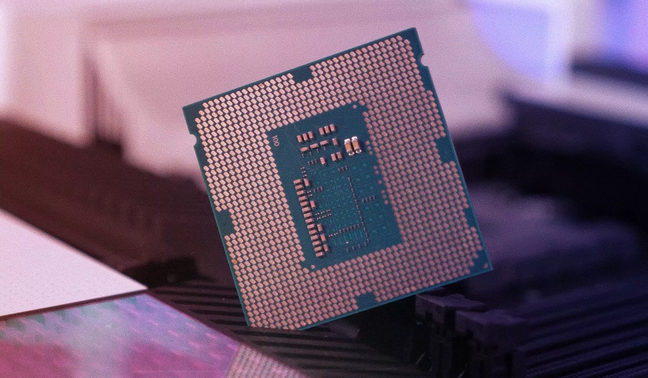 Intel 5th-Gen Core vs. 10th-Gen Core Architecture Benchmarked