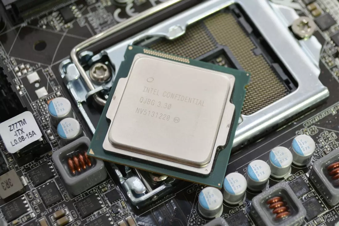 Баррасии протсессори Intel Core i7-5775C Broadwell 87561_1